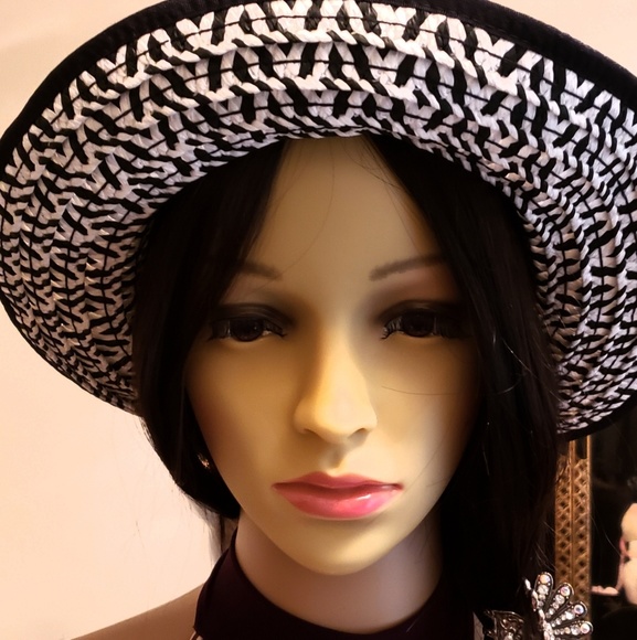 Charming Charlie | Accessories | Newcharming Charlesblackwhite Woven ...